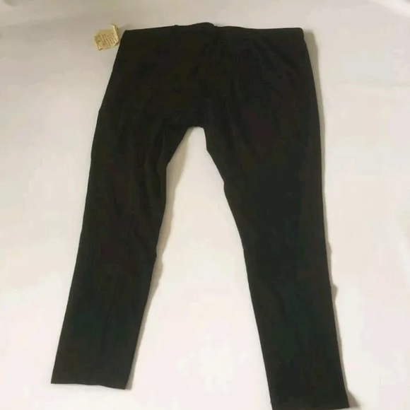 ONE WORLD | Pants & Jumpsuits | One World Black Cropped Stretch Legging ...